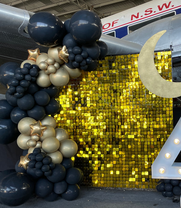 2M x 2M true GOLD shimmer Wall Backdrop ONLY – Coastal Creative Balloons